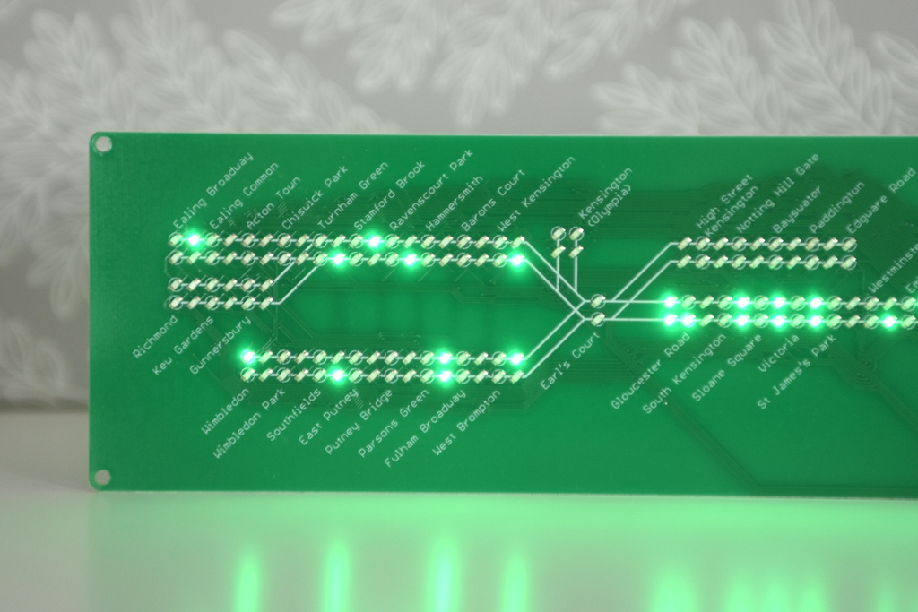 London Underground - District Line - Traintrackr - Live LED Maps